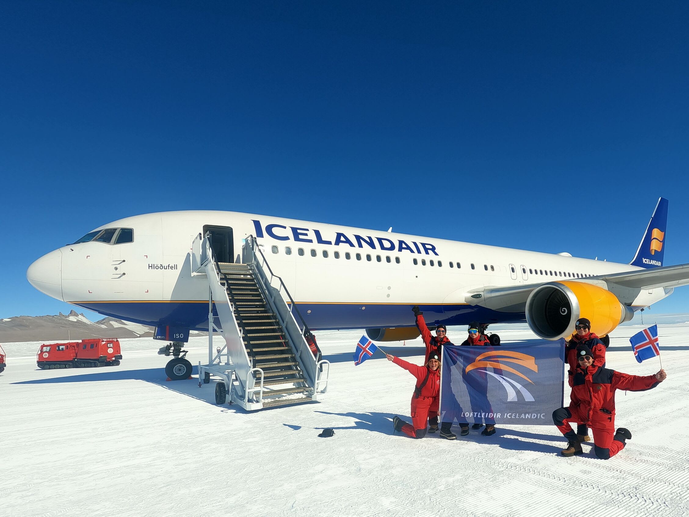 Charter Flight | Private Flight Services | Loftleiðir Icelandic