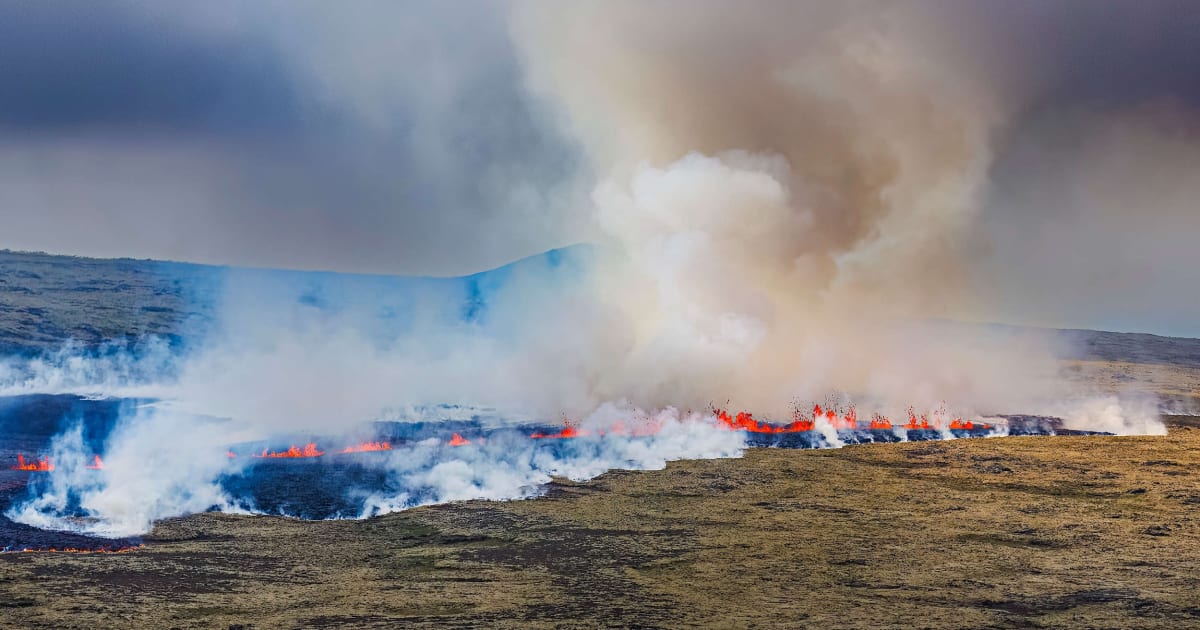 Volcano Hike with Guidance | Icelandair US