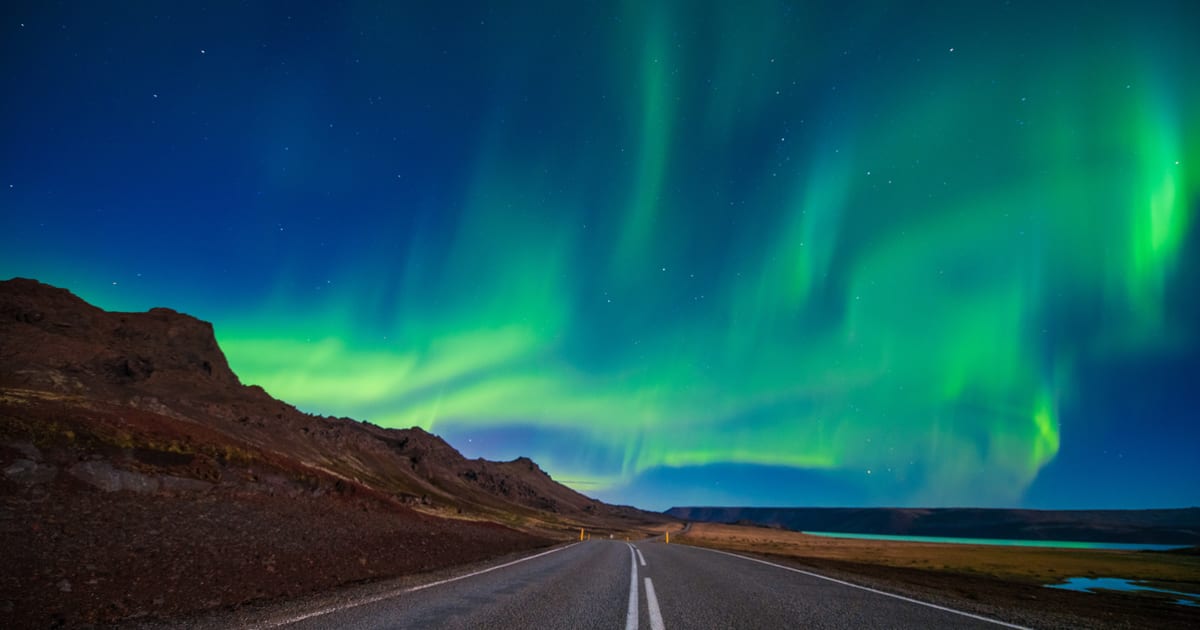 Northern Lights Tours in Iceland | Book Now | Icelandair US