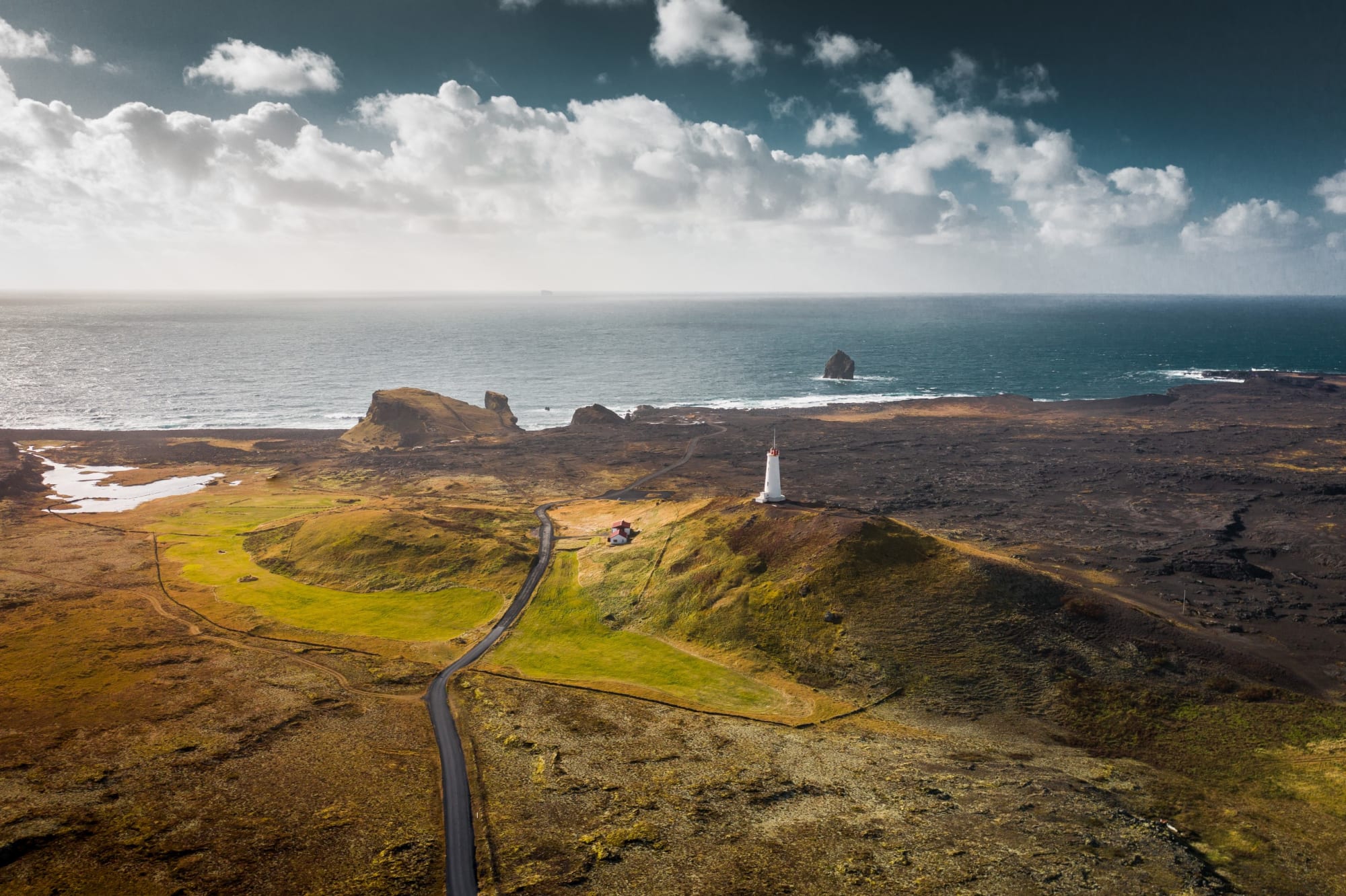 Driving Around Iceland: Best Road-Trip Itineraries | Icelandair US